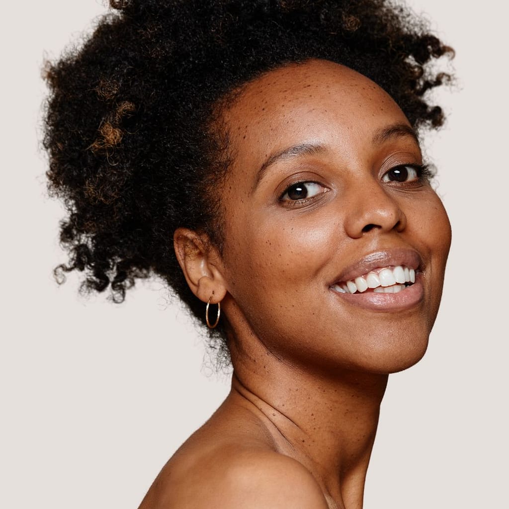 Brown Skin: The Ultimate Beauty Guide & Authority. Trends, Tips, & Best ...